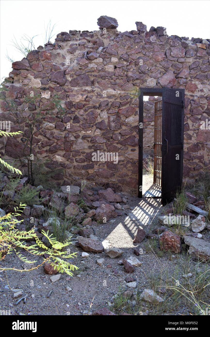 Old west and jail hi-res stock photography and images - Alamy