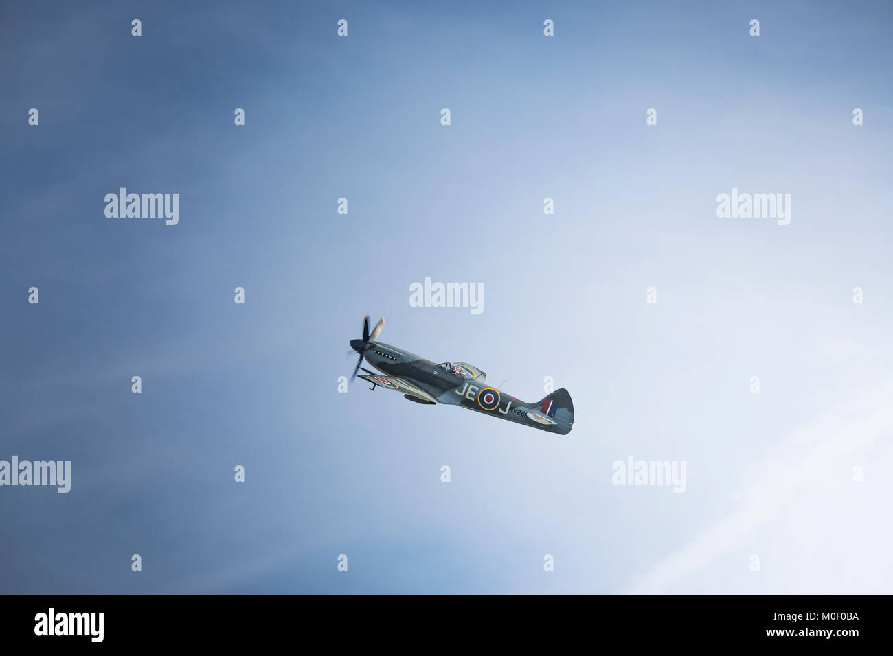 Spitfire in flight hi-res stock photography and images - Alamy
