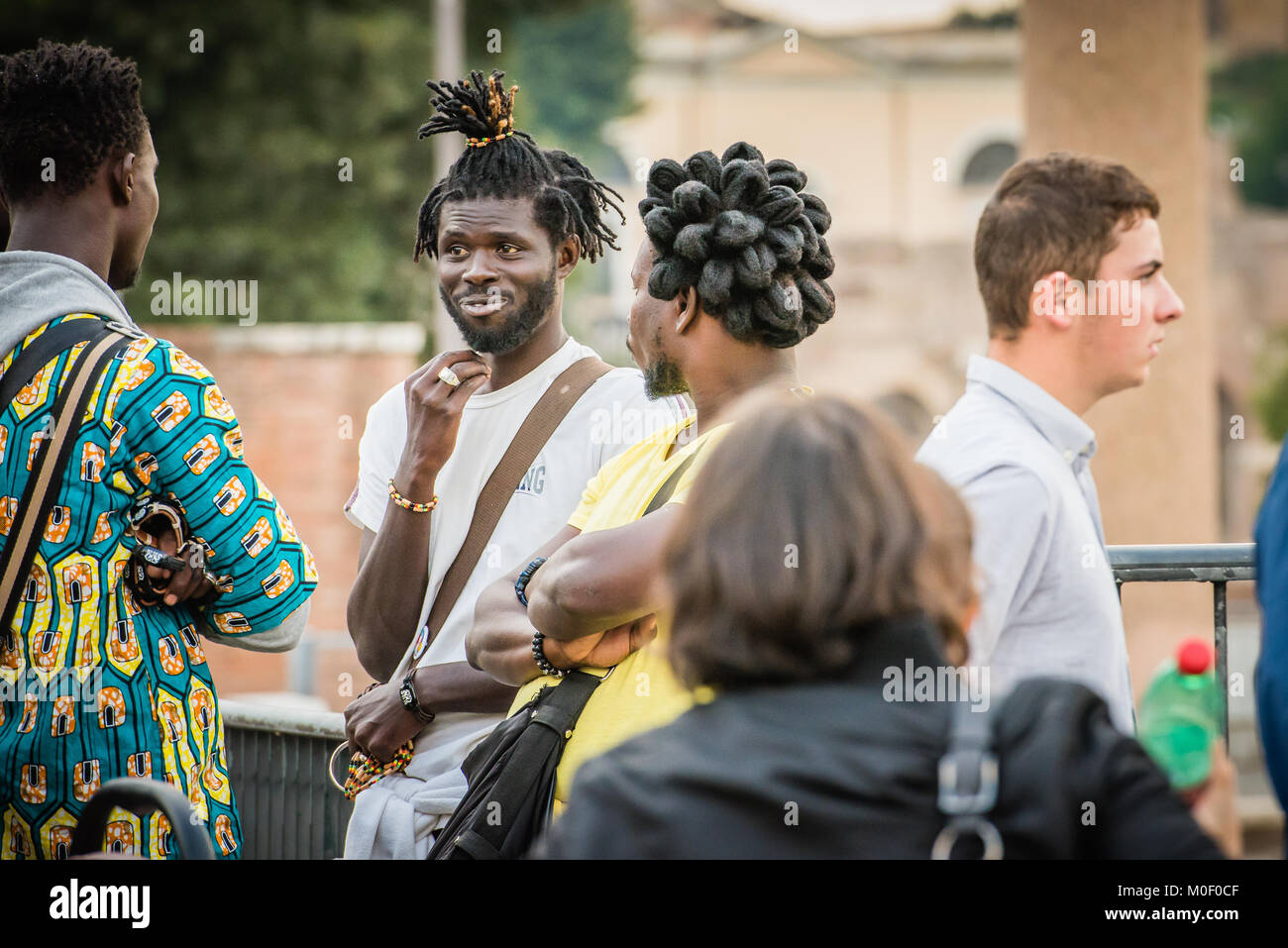 Looky looky man hi-res stock photography and images - Alamy