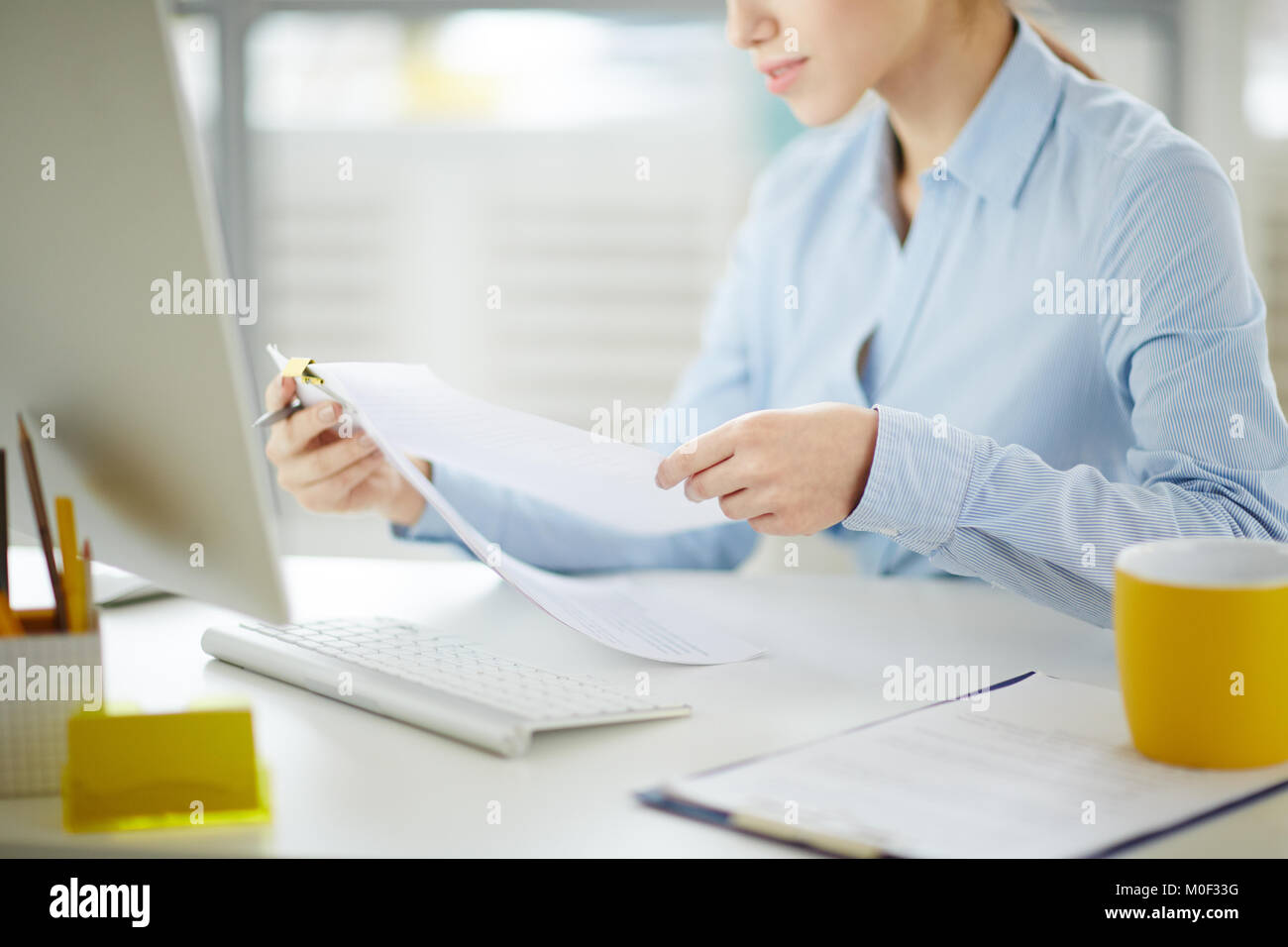 Accountant at work Stock Photo - Alamy