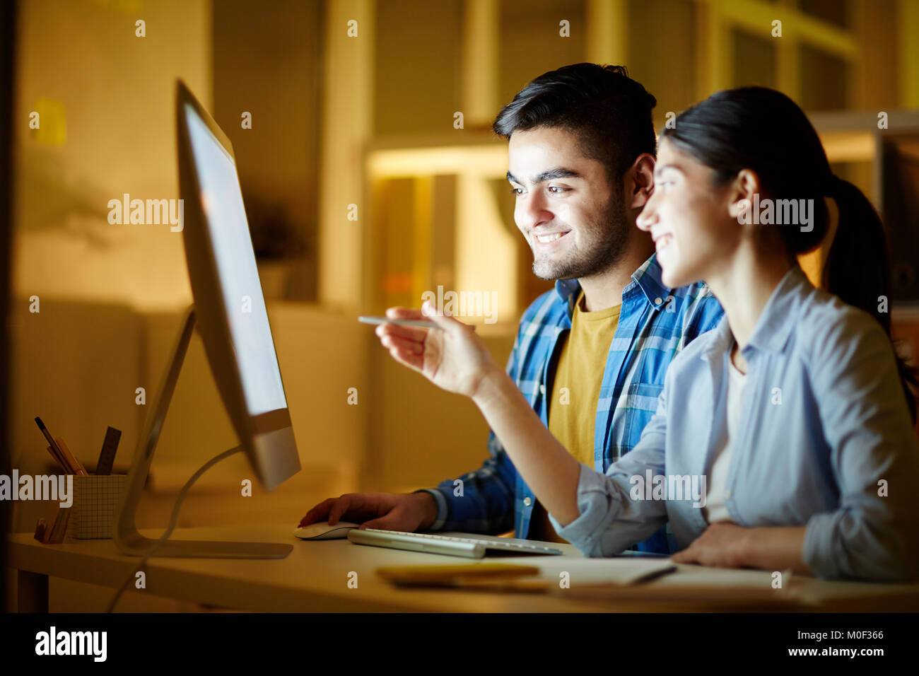 Workaholics hi-res stock photography and images - Alamy