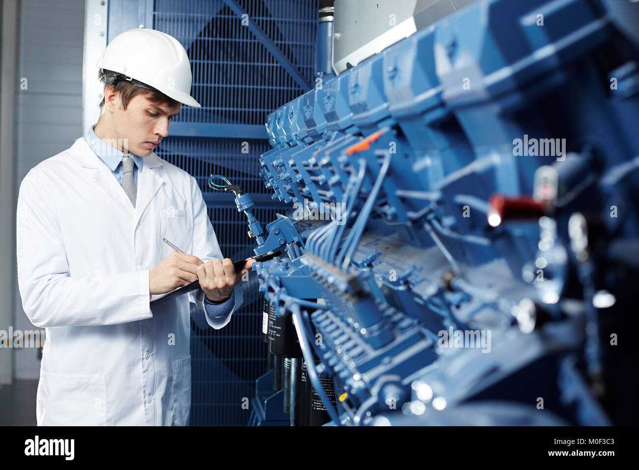 Technical lab hi-res stock photography and images - Alamy