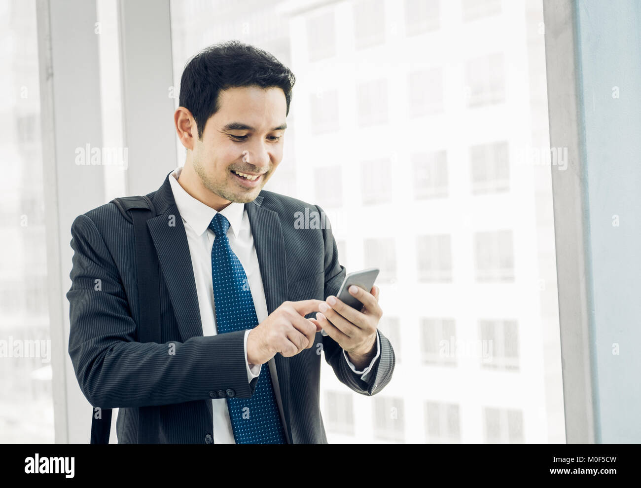 Messenger chatting hi-res stock photography and images - Alamy