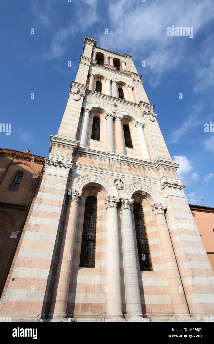 Italian romanesque architecture hi-res stock photography and images - Alamy