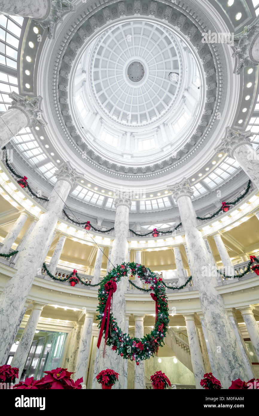 Capitla hi-res stock photography and images - Alamy