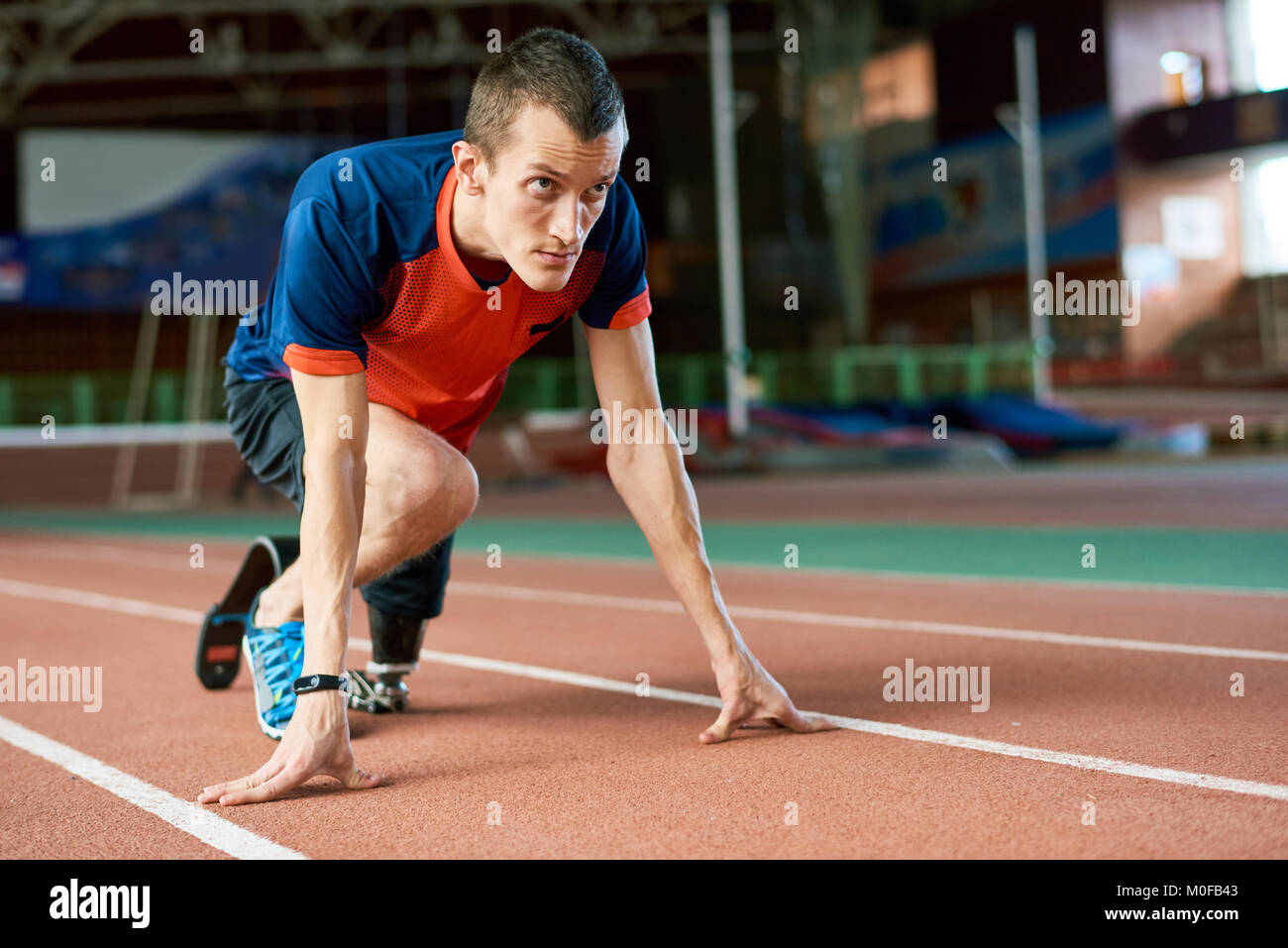 Disabled runner on prosthesis hi-res stock photography and images - Alamy