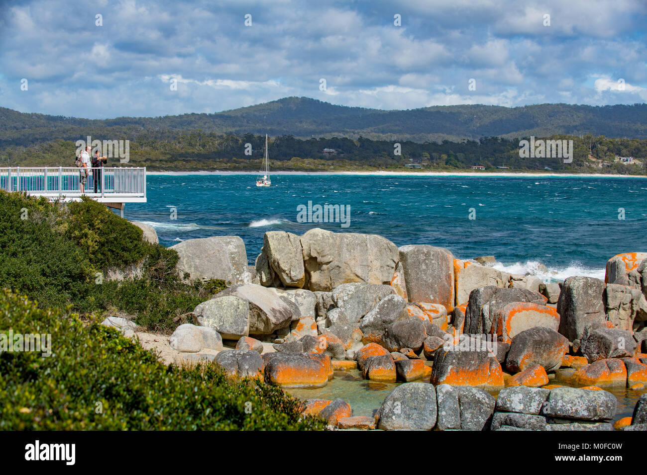 Binalong Beach on Tasmania 's Bay of Fires named because of Aboriginal ...