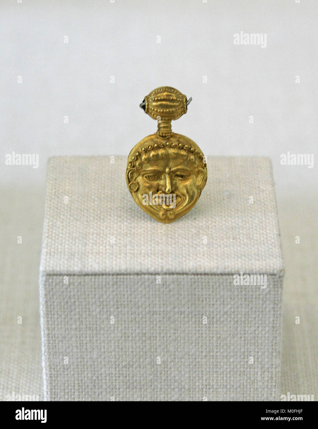 Gorgoneions hi-res stock photography and images - Alamy