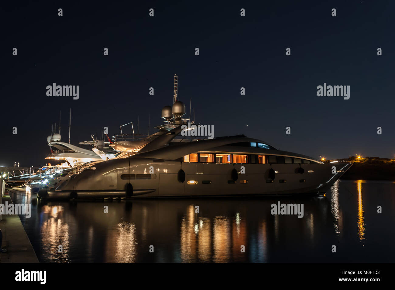 Luxury yacht night stars hi-res stock photography and images - Alamy