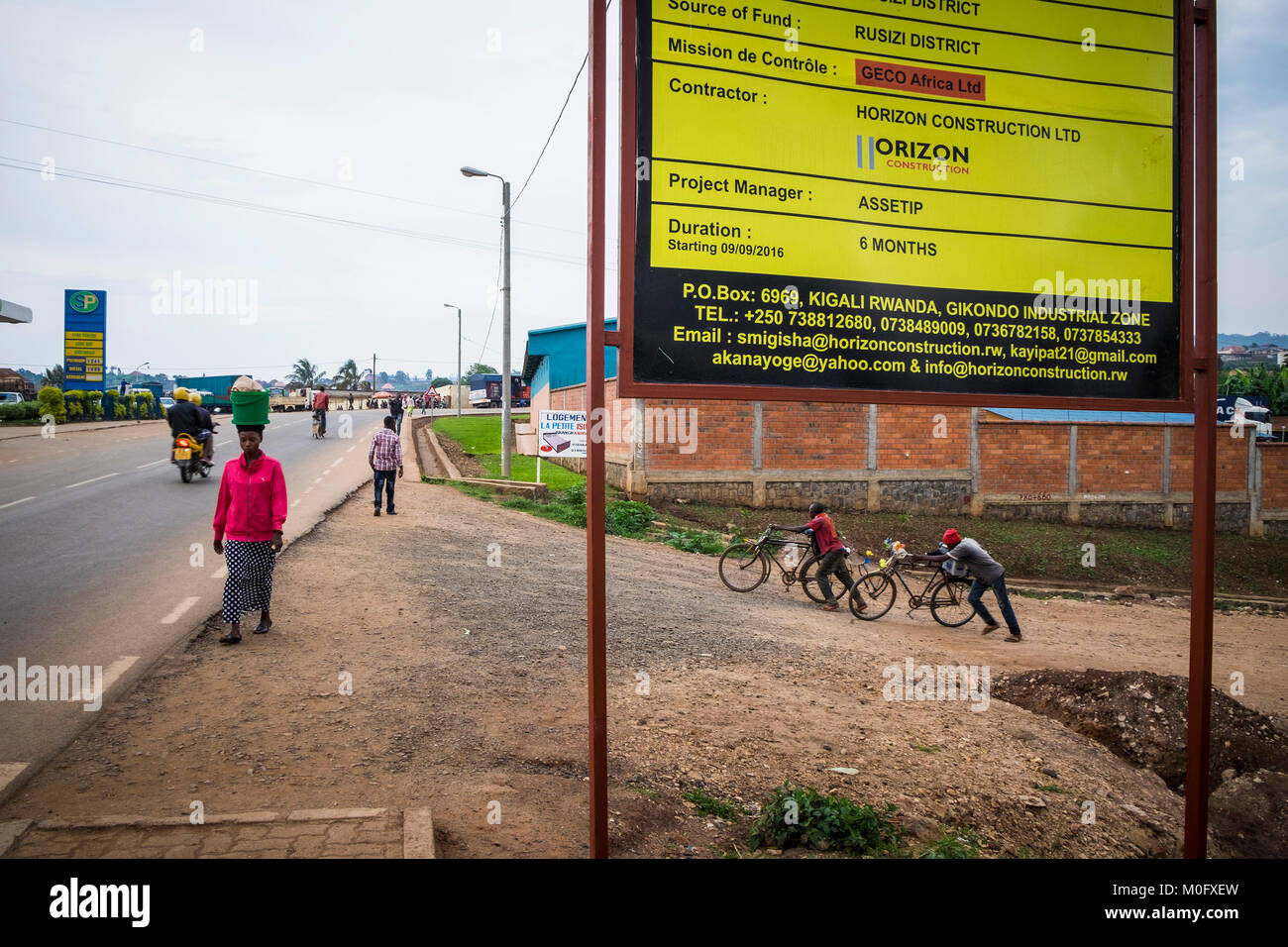 Rwanda, Cyangugu, daily life Stock Photo - Alamy