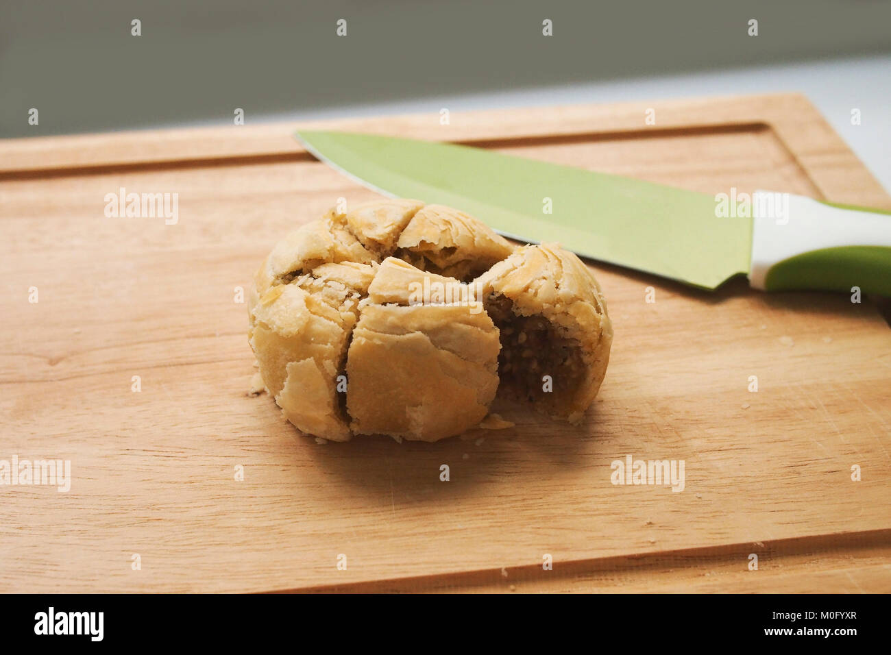 suzhou style mooncake eaten during Chinese mid-autumn festival Stock ...