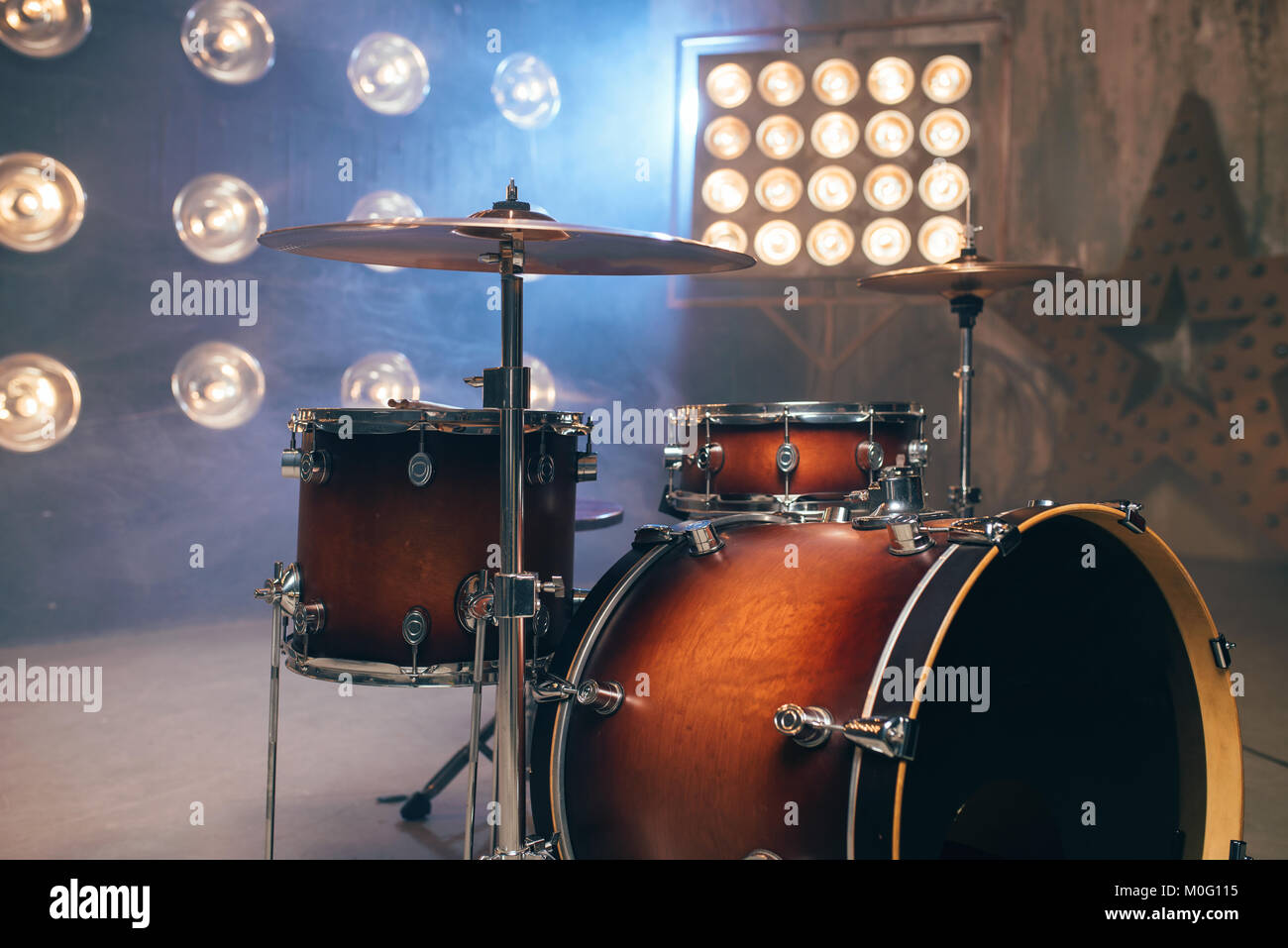 Drumkit hi-res stock photography and images - Alamy