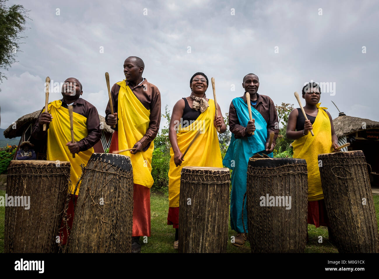 Rwanda, Ruhengeri, Musanze, Iby'Iwacu Cultural village, playing ...