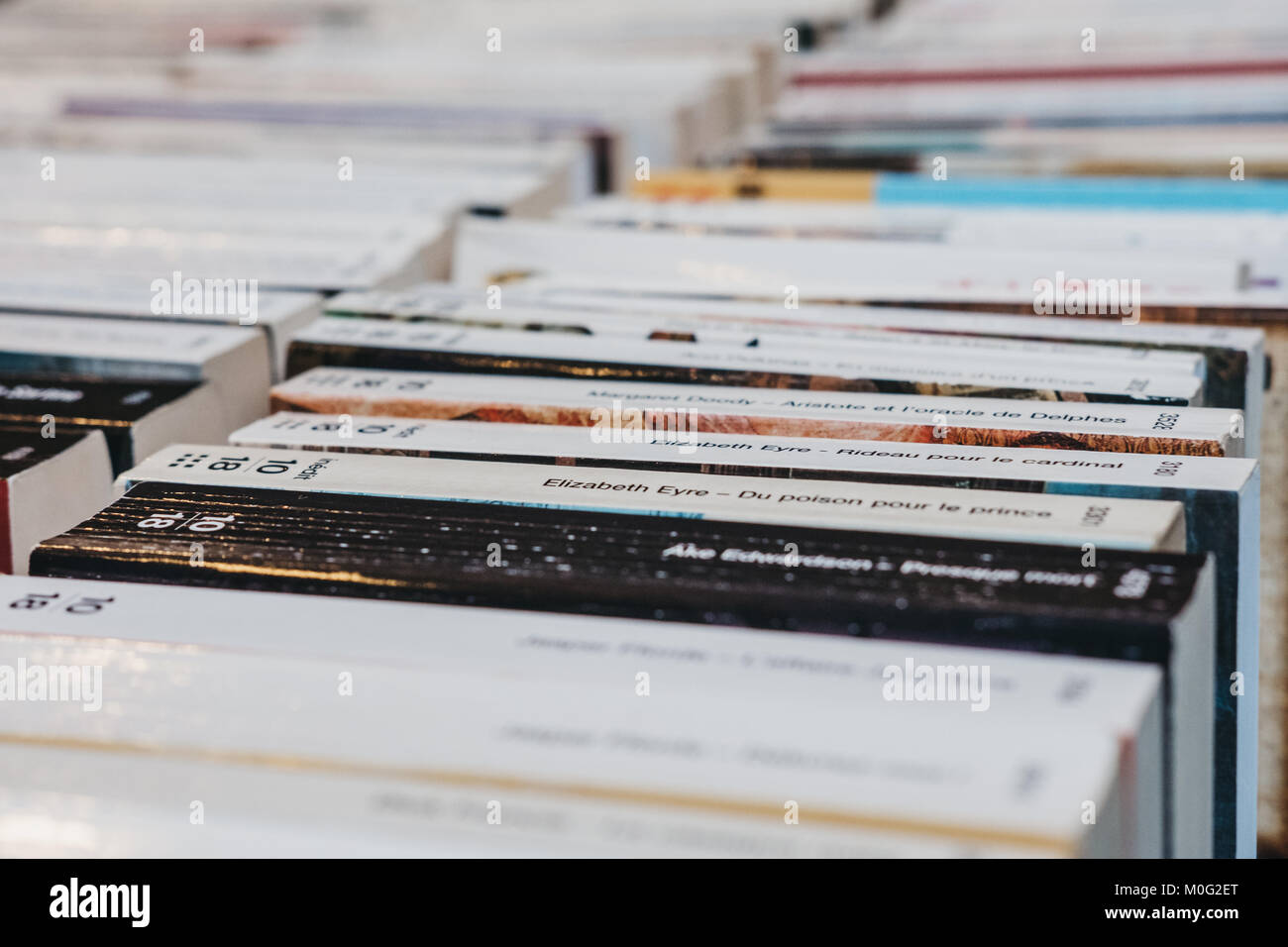 Courtyard Books High Resolution Stock Photography and Images - Alamy