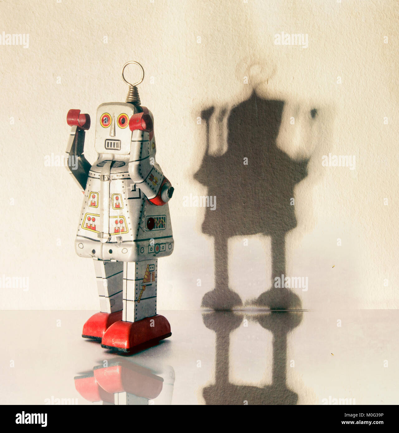 1950s science fiction robot hi-res stock photography and images - Alamy