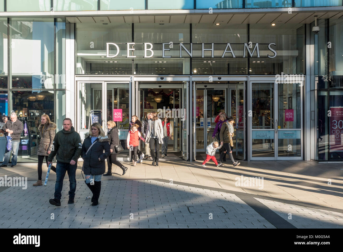 Debenhams storefront hi-res stock photography and images - Alamy