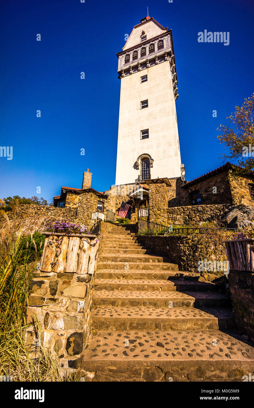 Talcott Mountain State Park Simsbury, Connecticut, USA Stock Photo - Alamy