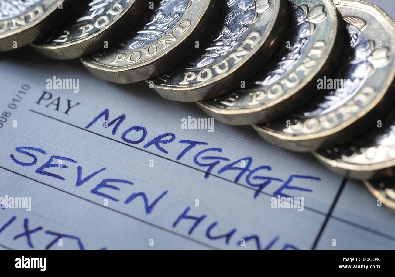 Cheque book hi-res stock photography and images - Alamy