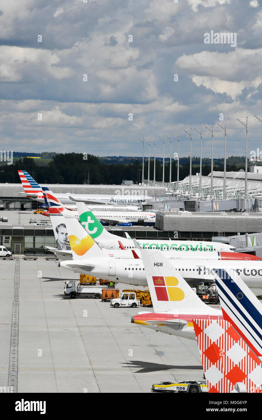 Line Up, Terminal 1, various Airlines, Tower, Aircraft, Airplane, Plane ...