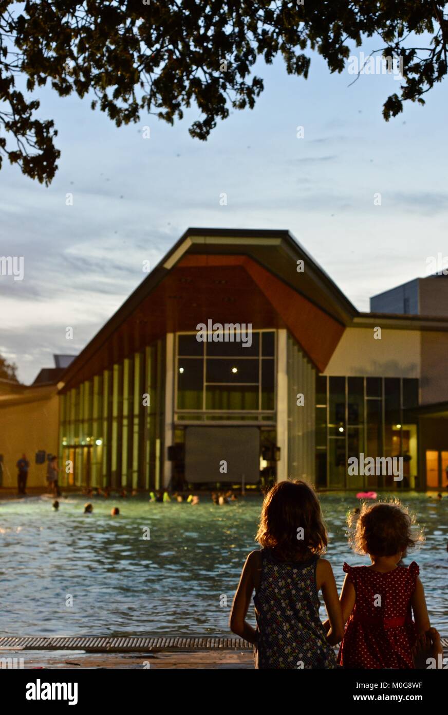 Large outdoor movie screen hi-res stock photography and images - Alamy