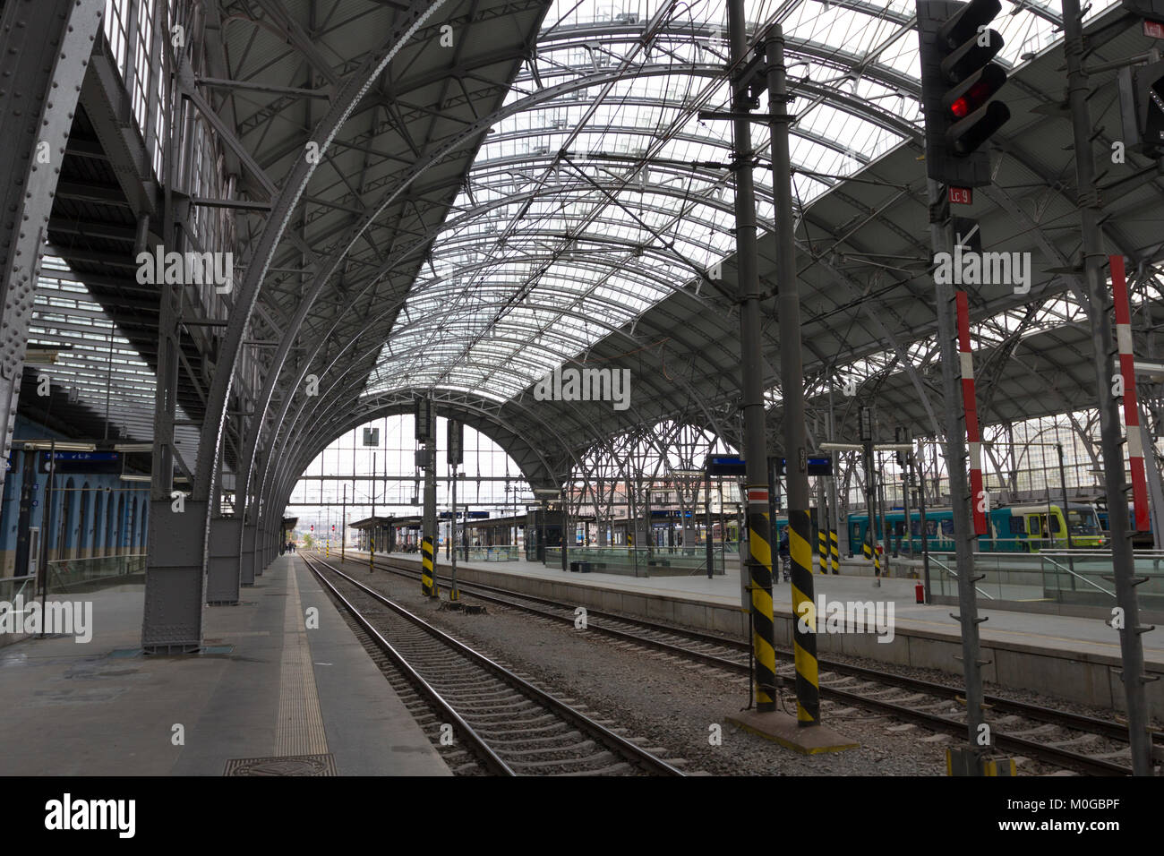 Interior of the Prague Main Railway Station Stock Photo - Alamy