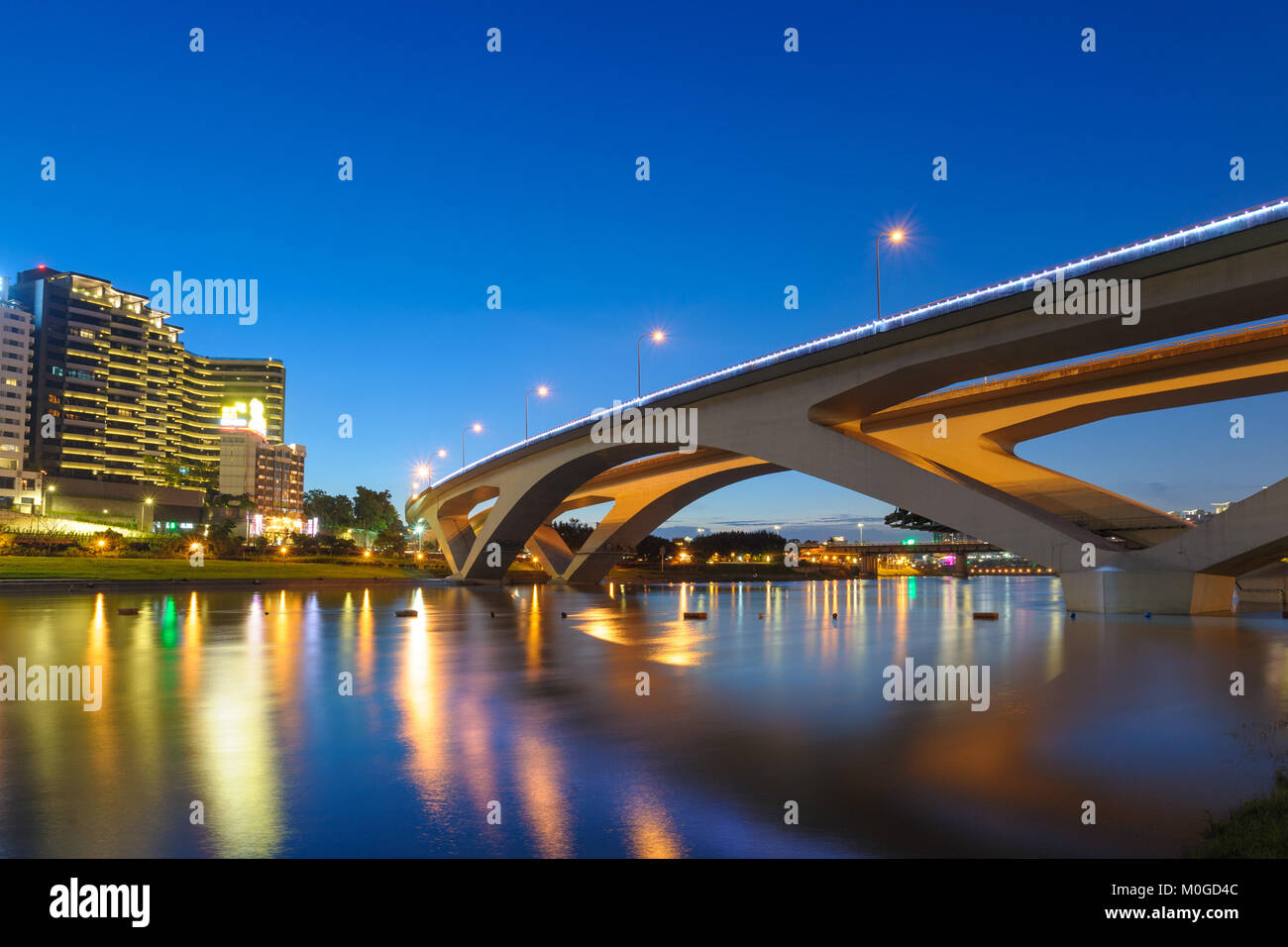 landscape of bitan in taipei at night Stock Photo - Alamy