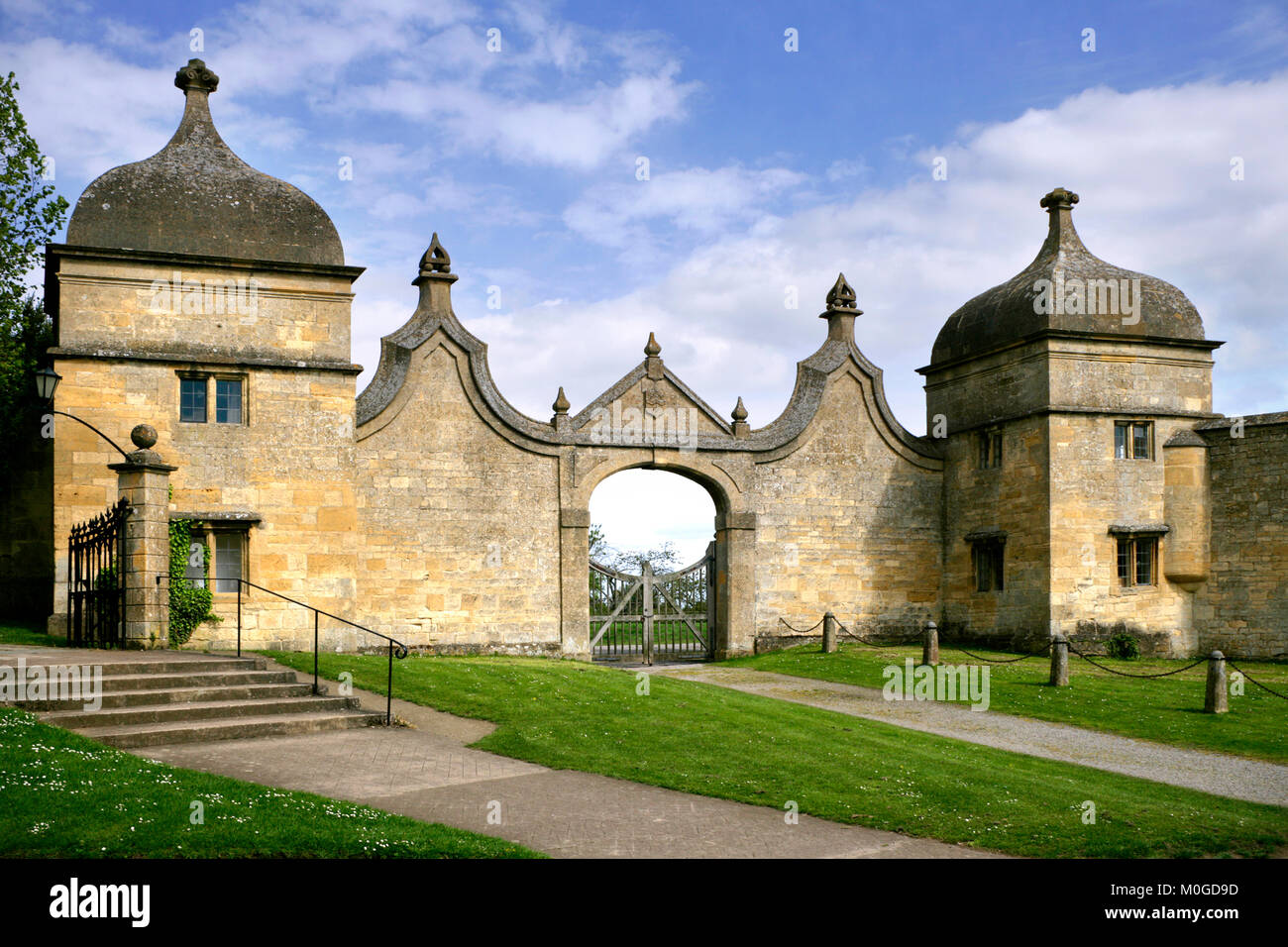 Historic Gatehouses in Chipping Campden, Gloucestershire, Cotswolds, UK ...