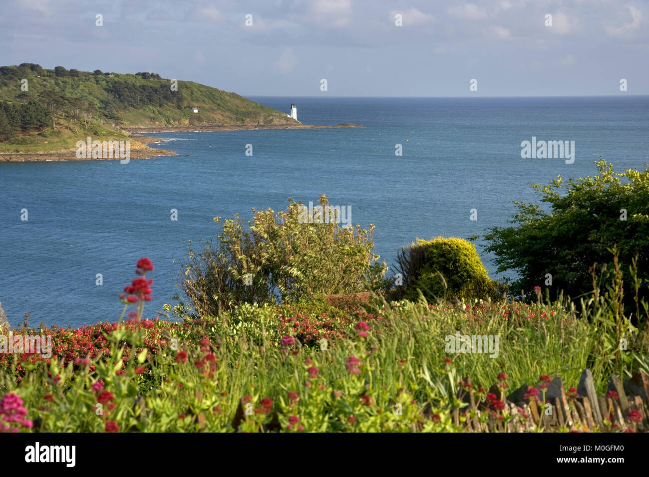 View to St Anthony Head and lighthouse, Cornwall, England, UK, Europe ...