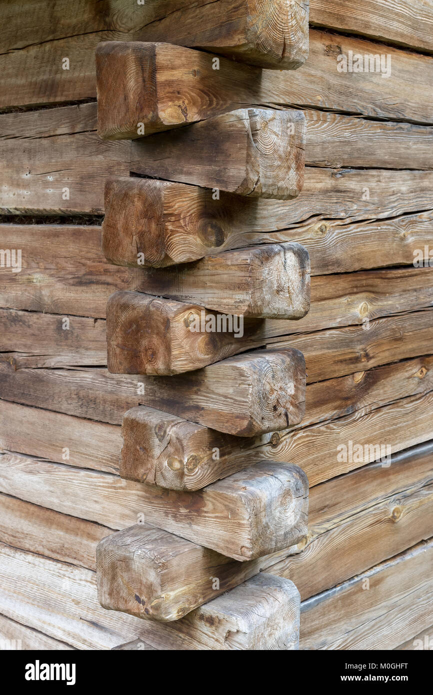 Dovetail joints hi-res stock photography and images - Alamy