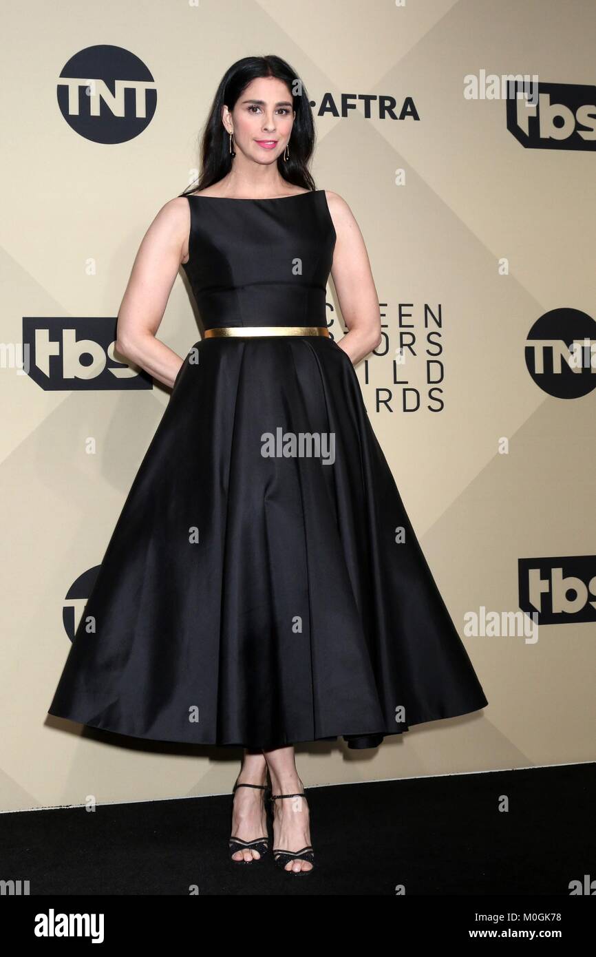 Los Angeles, CA, USA. 21st Jan, 2018. Sarah Silverman in the press room ...