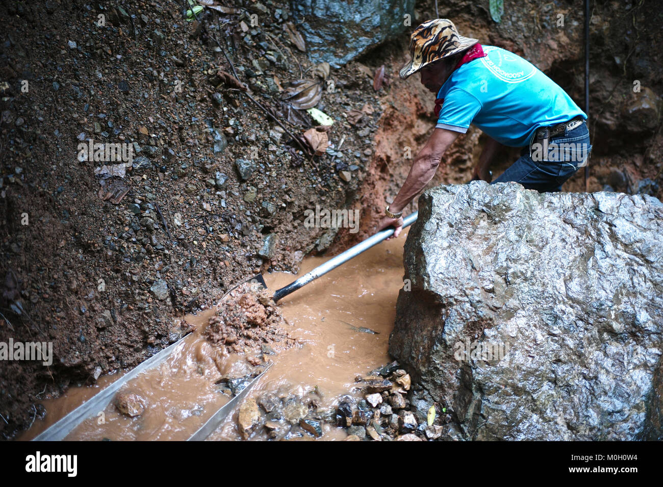 Artisanal Mining High Resolution Stock Photography and Images - Alamy