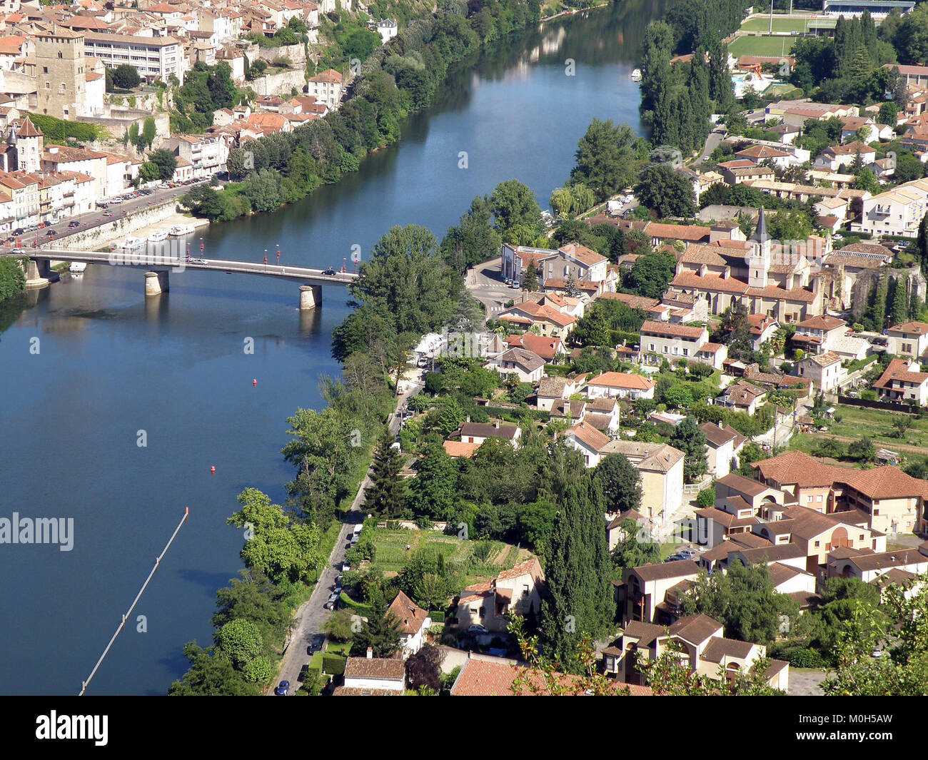 Cahors Vue générale 16 Stock Photo - Alamy
