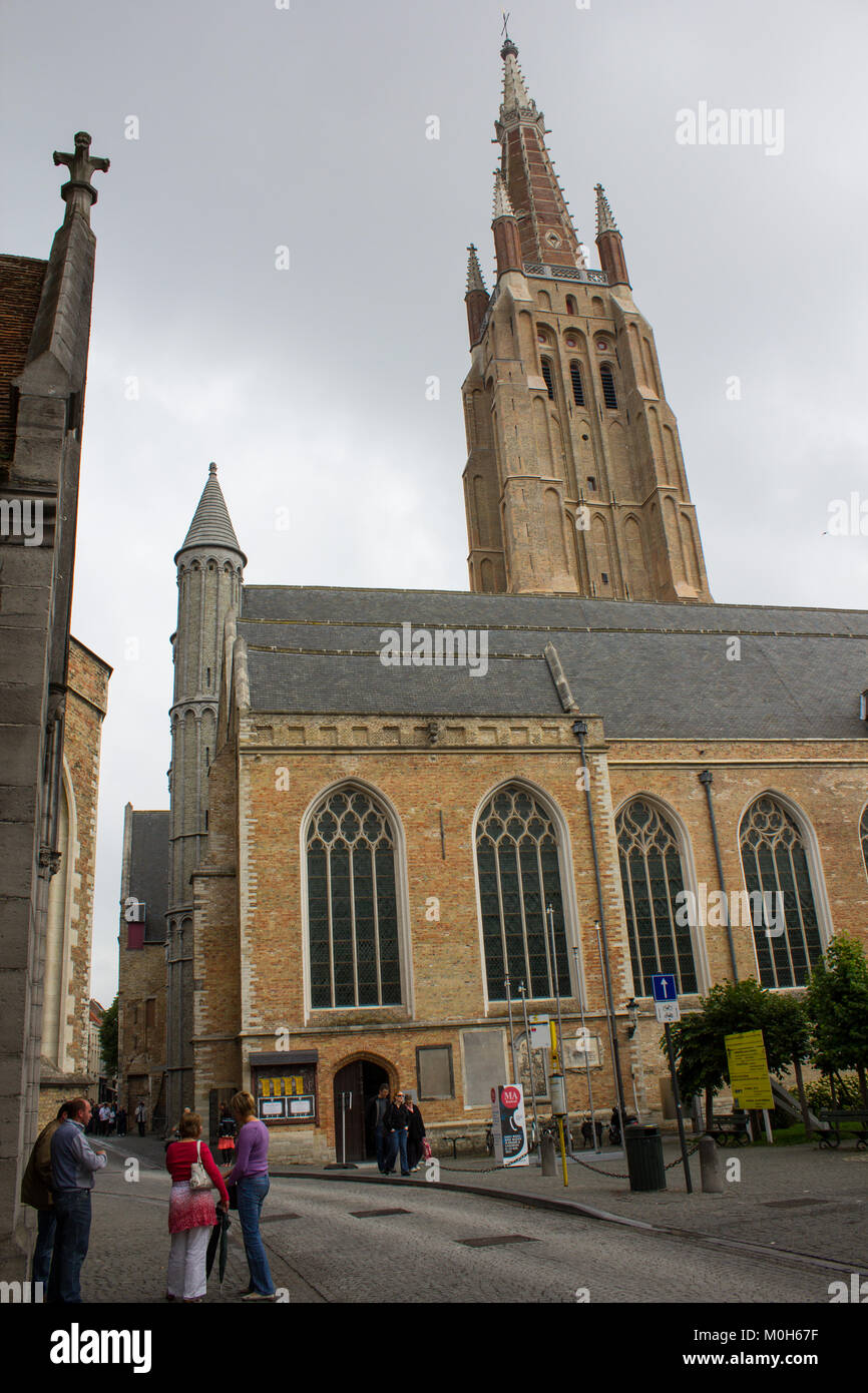 Flemish medieval buildings hi-res stock photography and images - Alamy