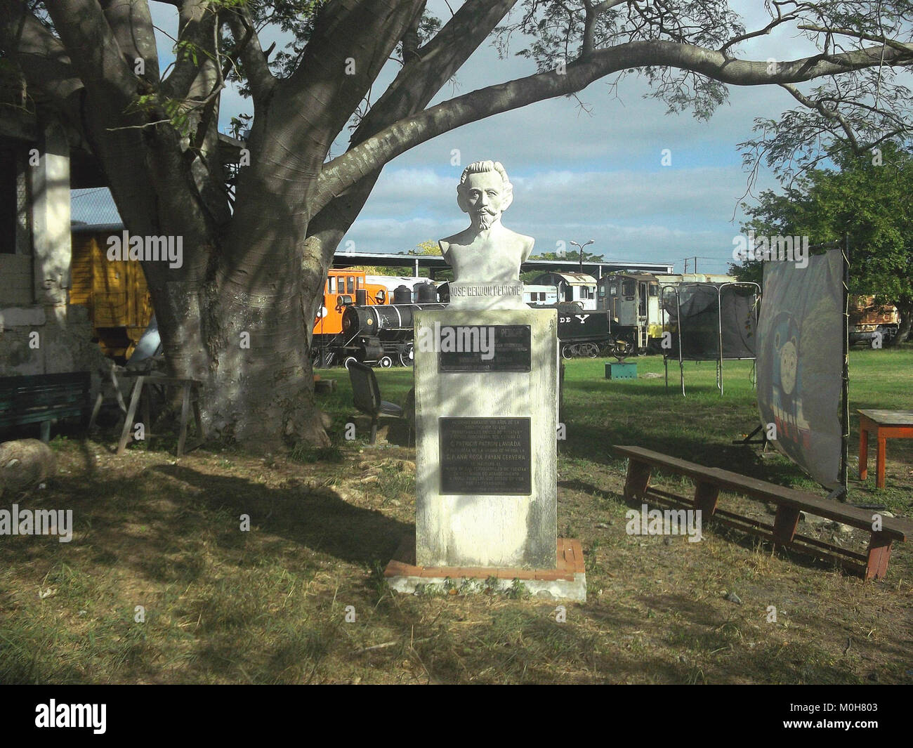 A bust of José Rendón Peniche, located in Mérida, Yucatán, Mexico ...