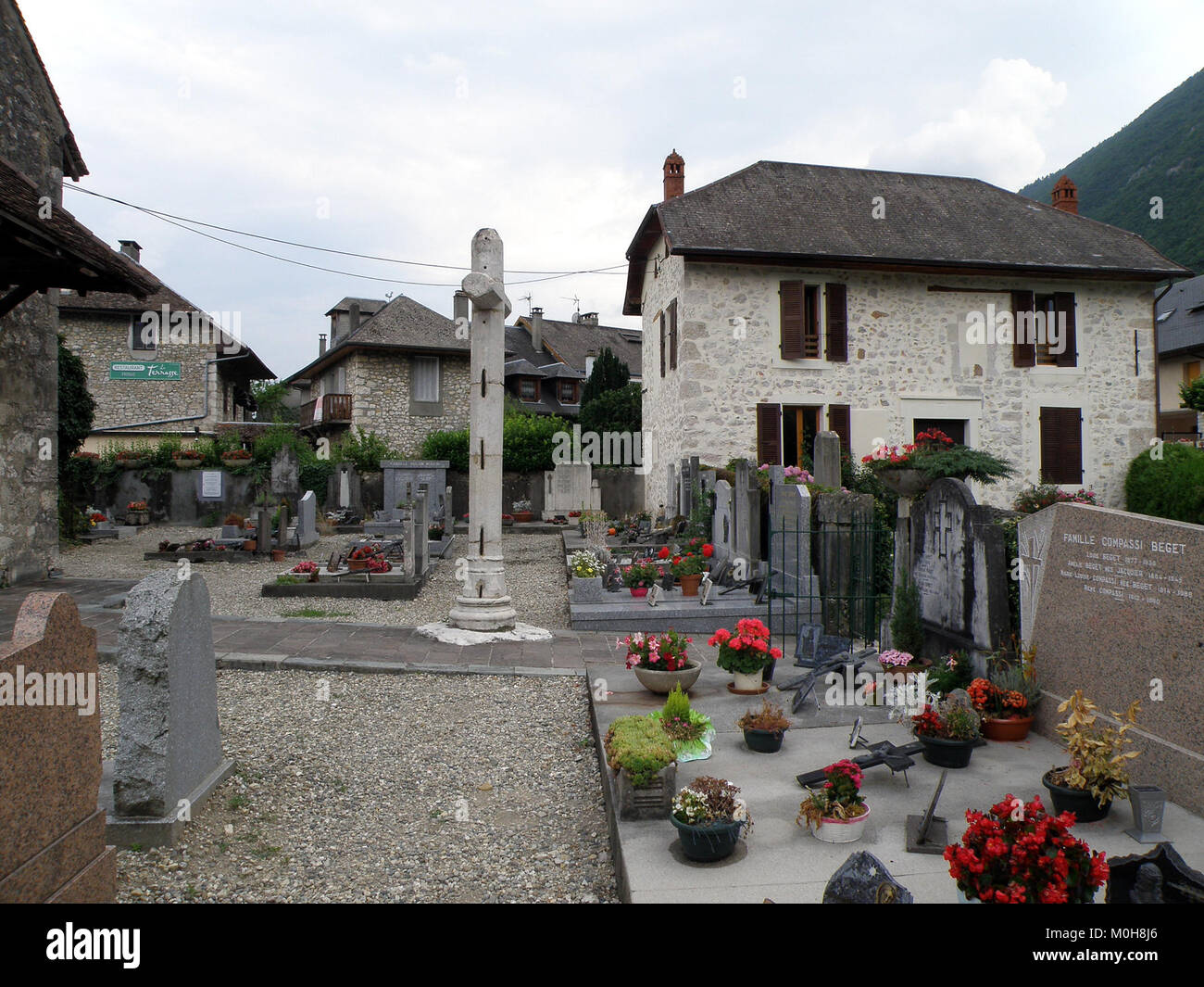 Bourdeau hi-res stock photography and images - Alamy