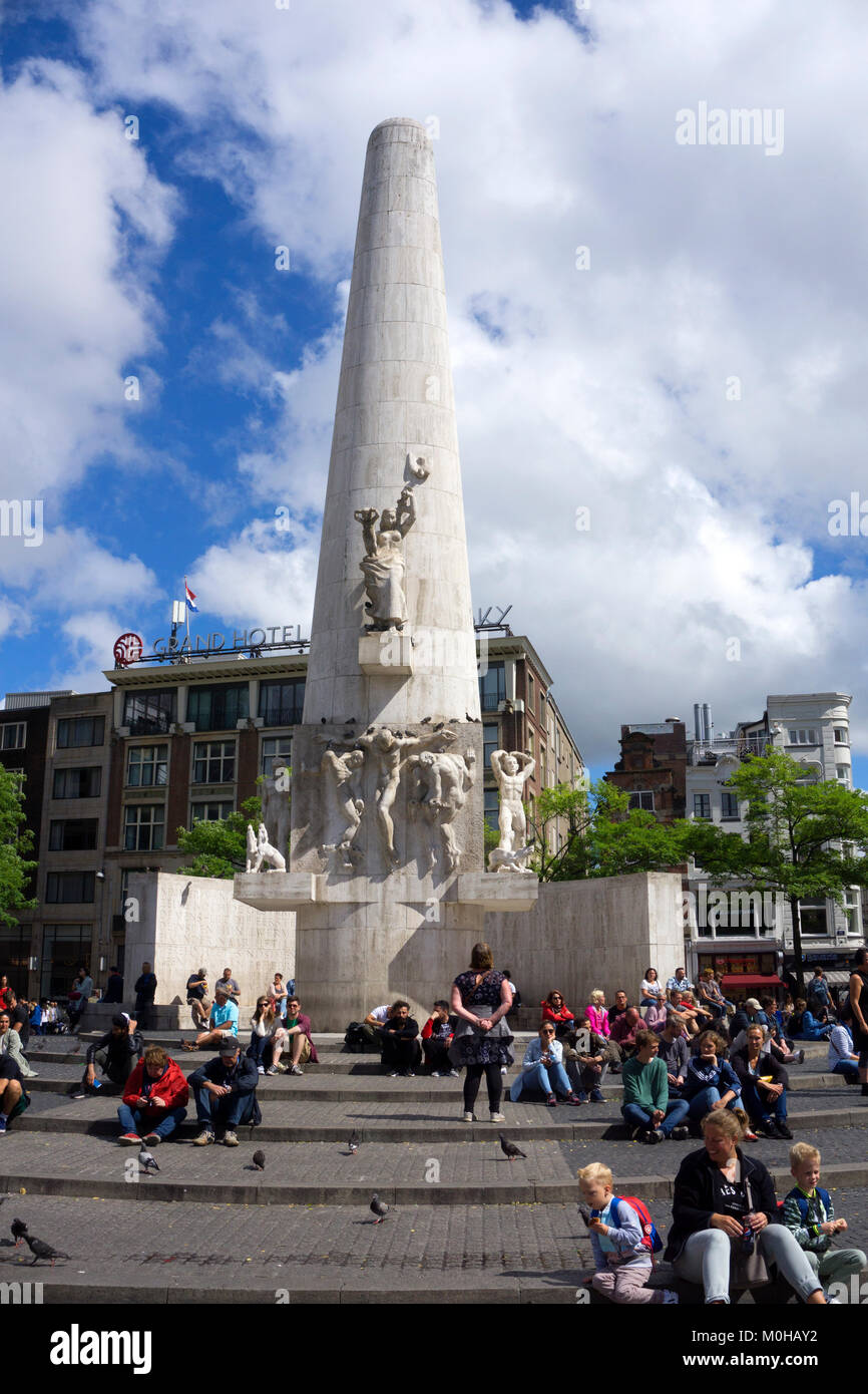 Amsterdam Dam Square Stock Photo - Alamy