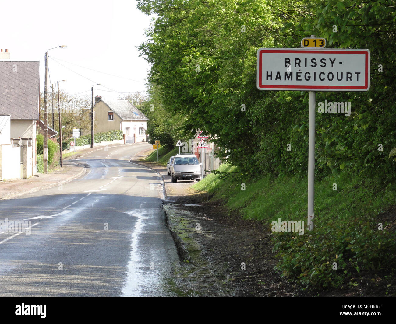 This city limit sign marks the boundary of Brissy-Hamgicourt in the ...
