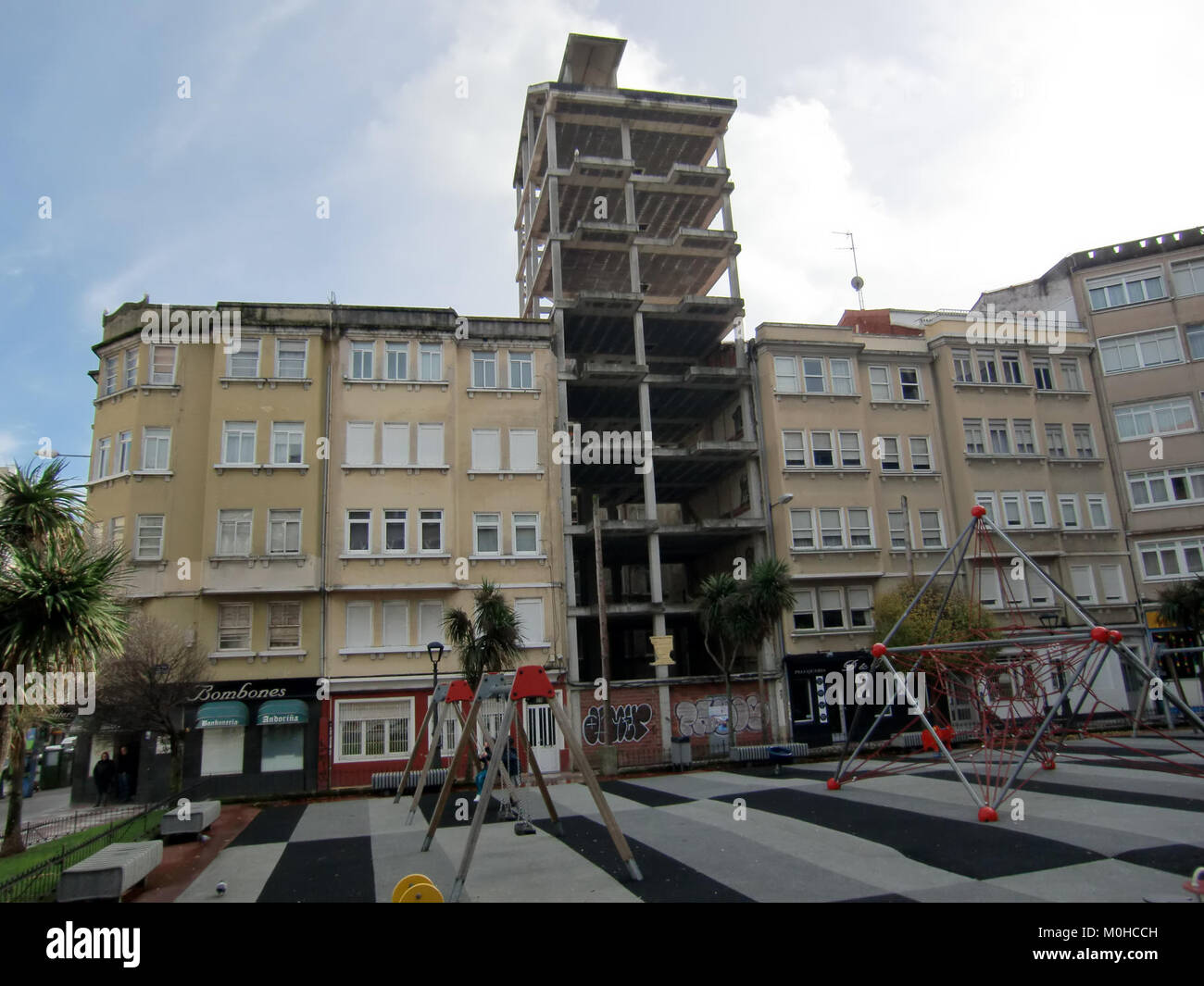 An image of an unfinished construction site in Plaza del Padre José ...