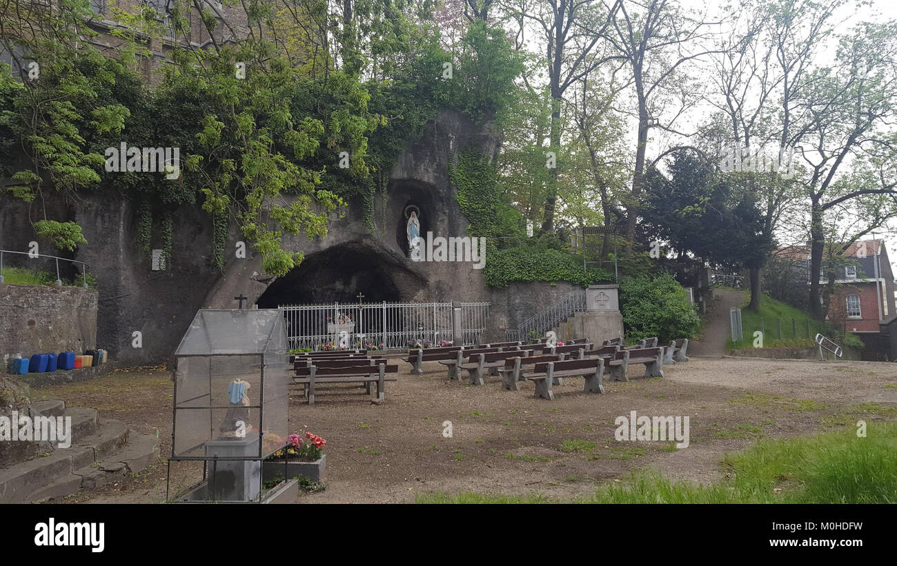 Belgian catholic churches hi-res stock photography and images - Alamy