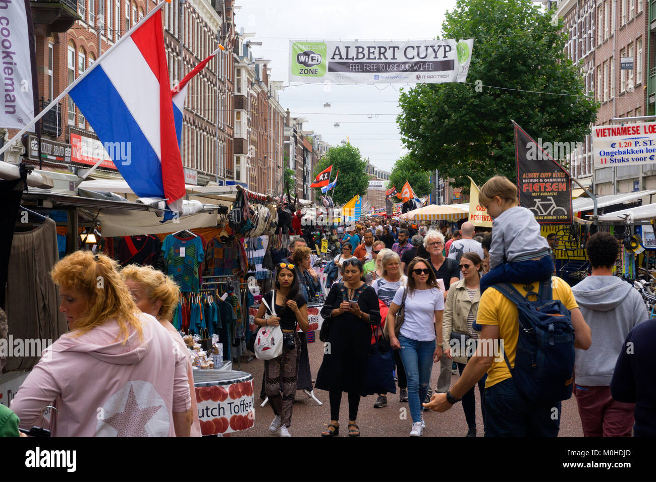 Amsterdam Street market in Albert Cuyp Street Stock Photo - Alamy