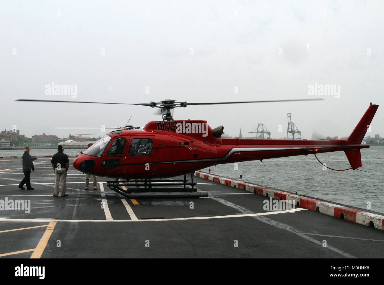 Eurocopter Aerostar AS 350 B2, N130RU, Ecureuil helicopter, West 30th ...