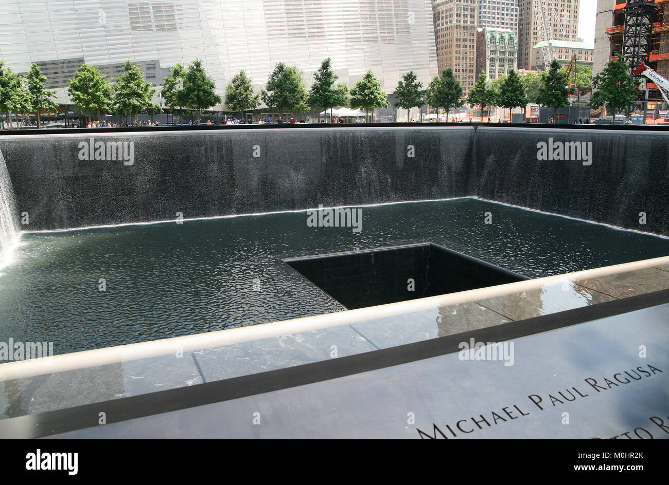 World trade center memorial fountains hi-res stock photography and ...