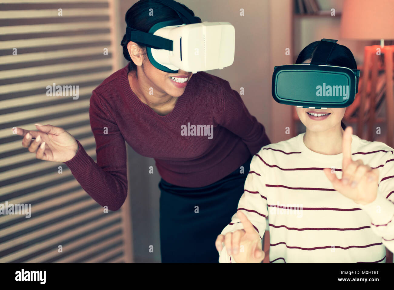 Vr headsets hi-res stock photography and images - Alamy