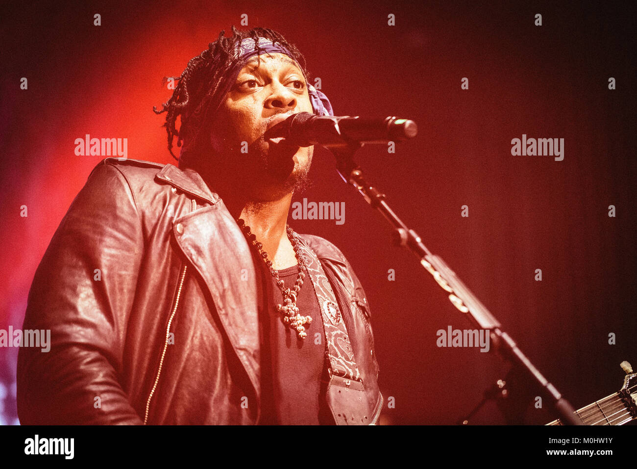 Michael archer d'angelo dangelo hi-res stock photography and images - Alamy