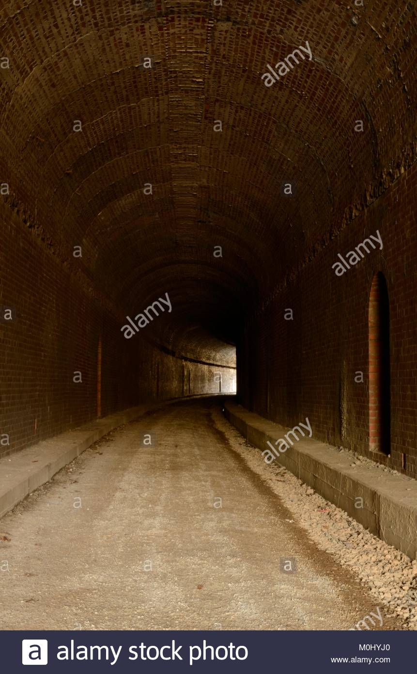 Curved Concrete Ceiling High Resolution Stock Photography and Images ...
