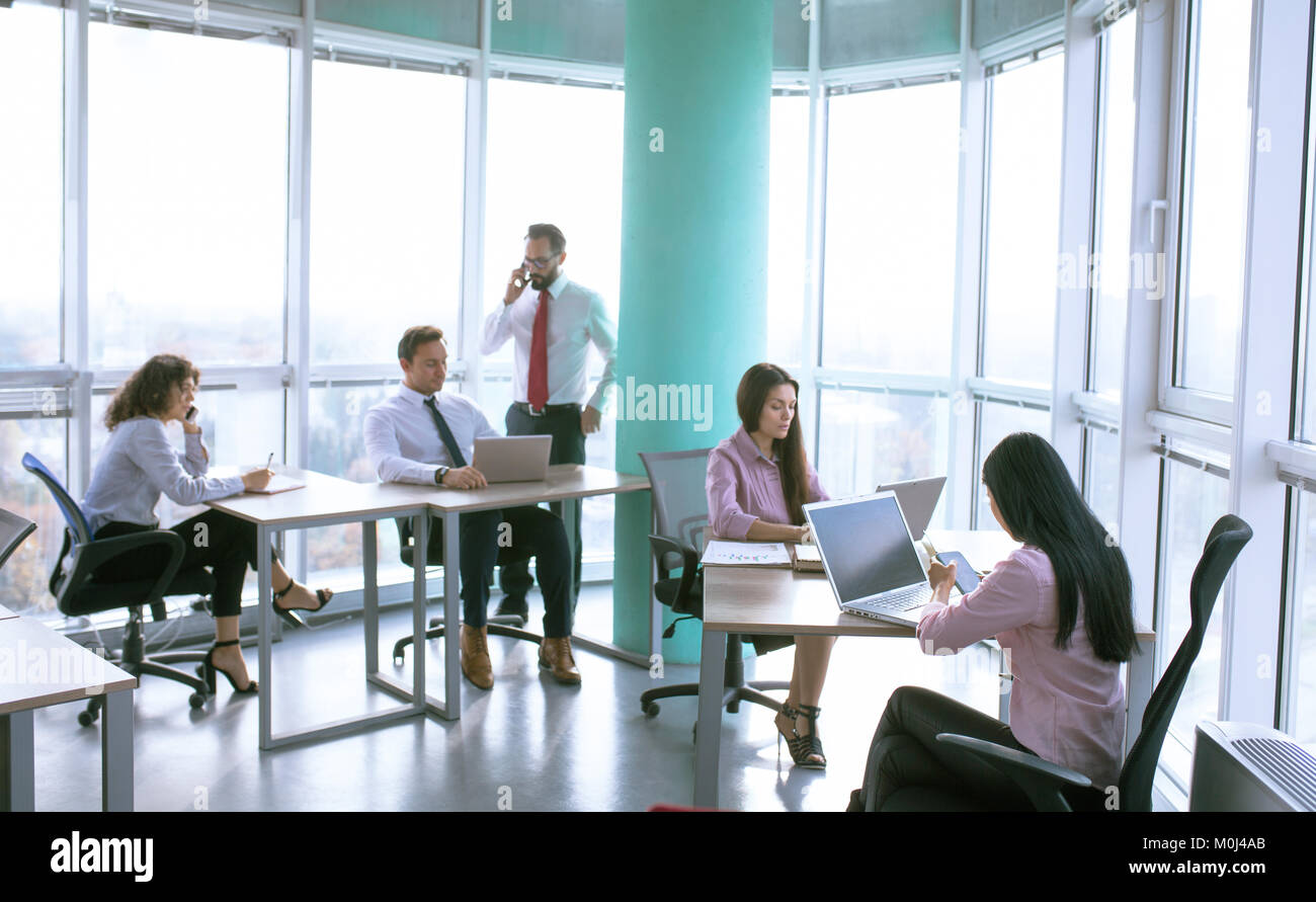 Team working process on international project Stock Photo - Alamy