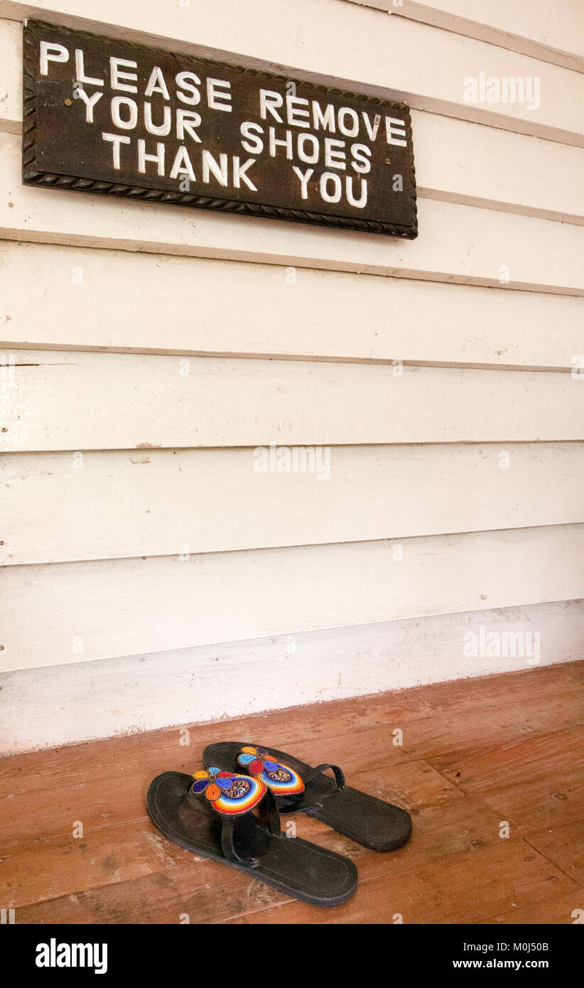 Please remove your shoes hi-res stock photography and images - Alamy