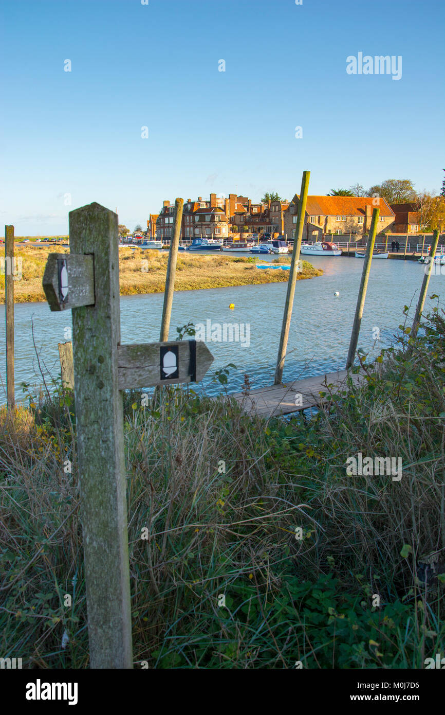 Long distance footpath sign Stock Photo - Alamy
