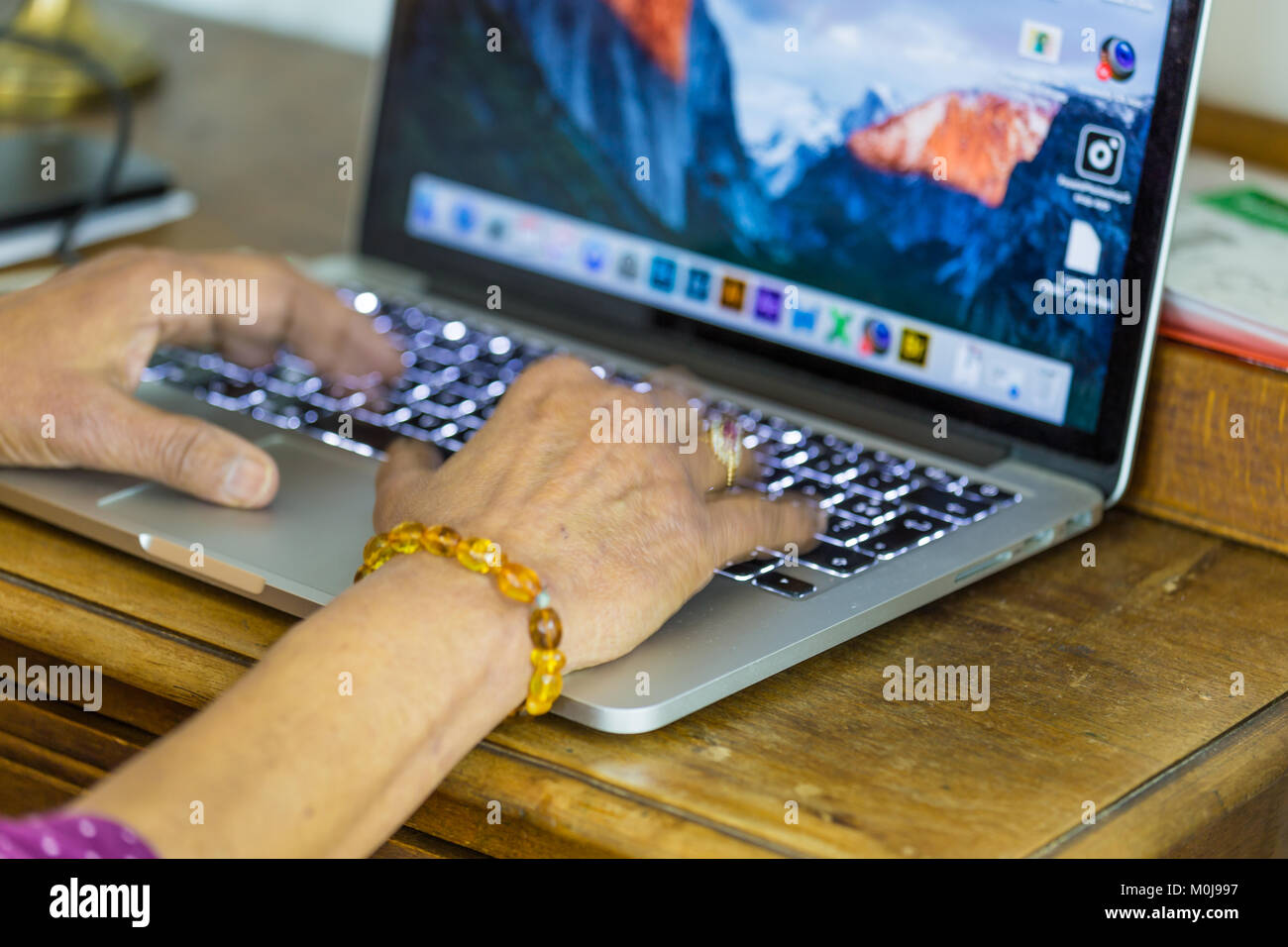 Successful technology hi-res stock photography and images - Alamy