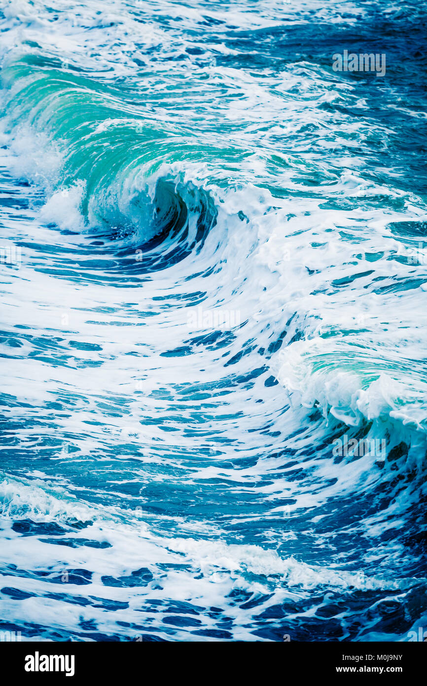 ocean waves breaking natural background Stock Photo - Alamy